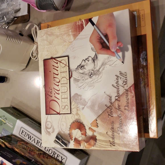 Drawing Studio | Art | The Drawing Studio Kit New Great Art Set | Poshmark